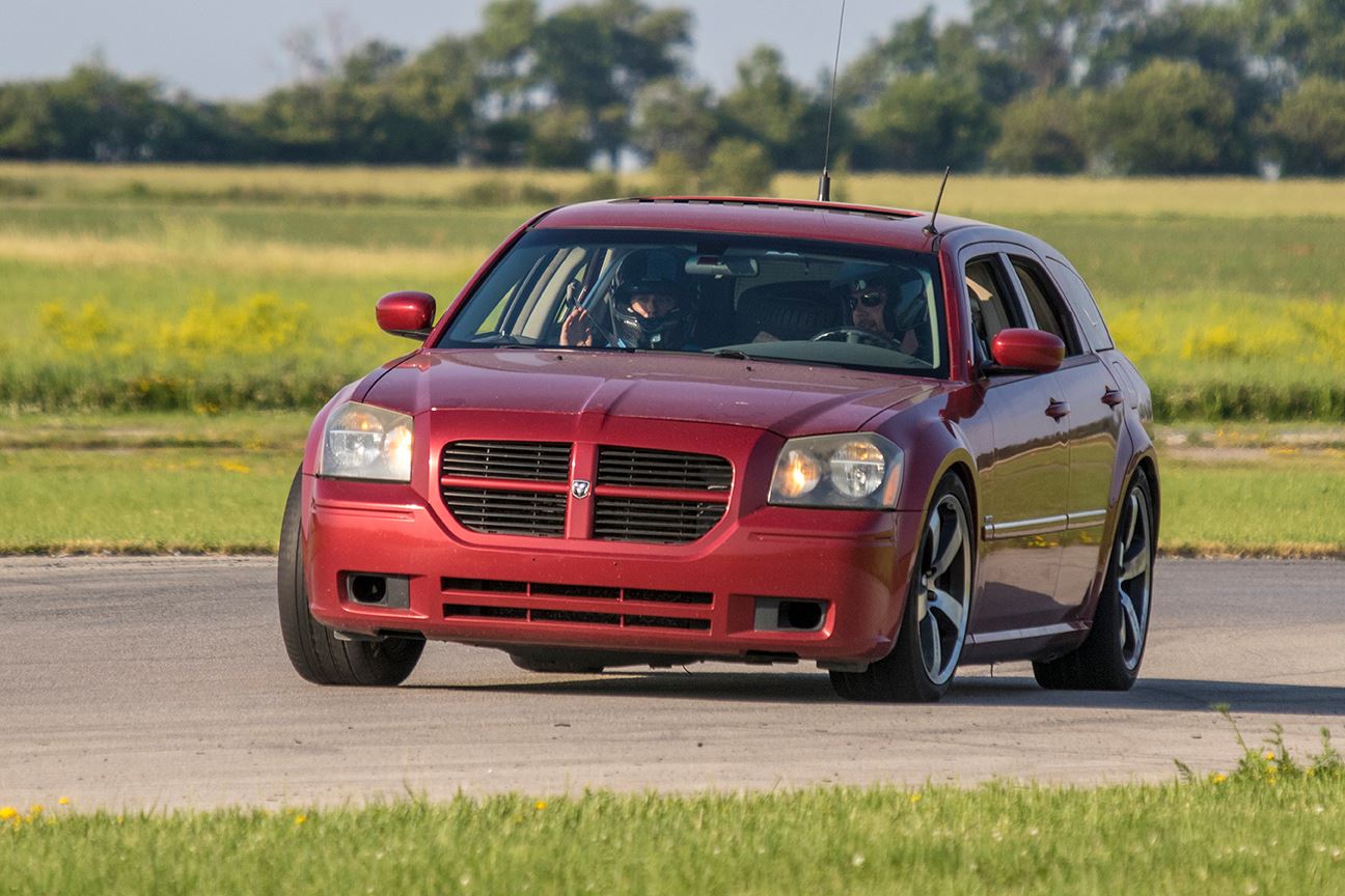 Dodge Magnum Does it all - Daily driver and race car